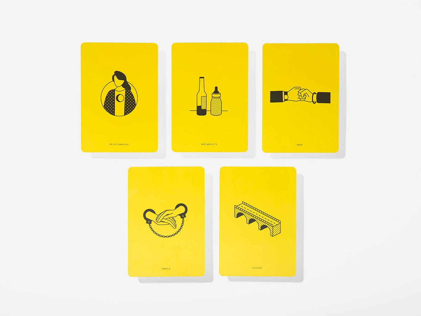 The Dilemmas Game | The School of Life Shop